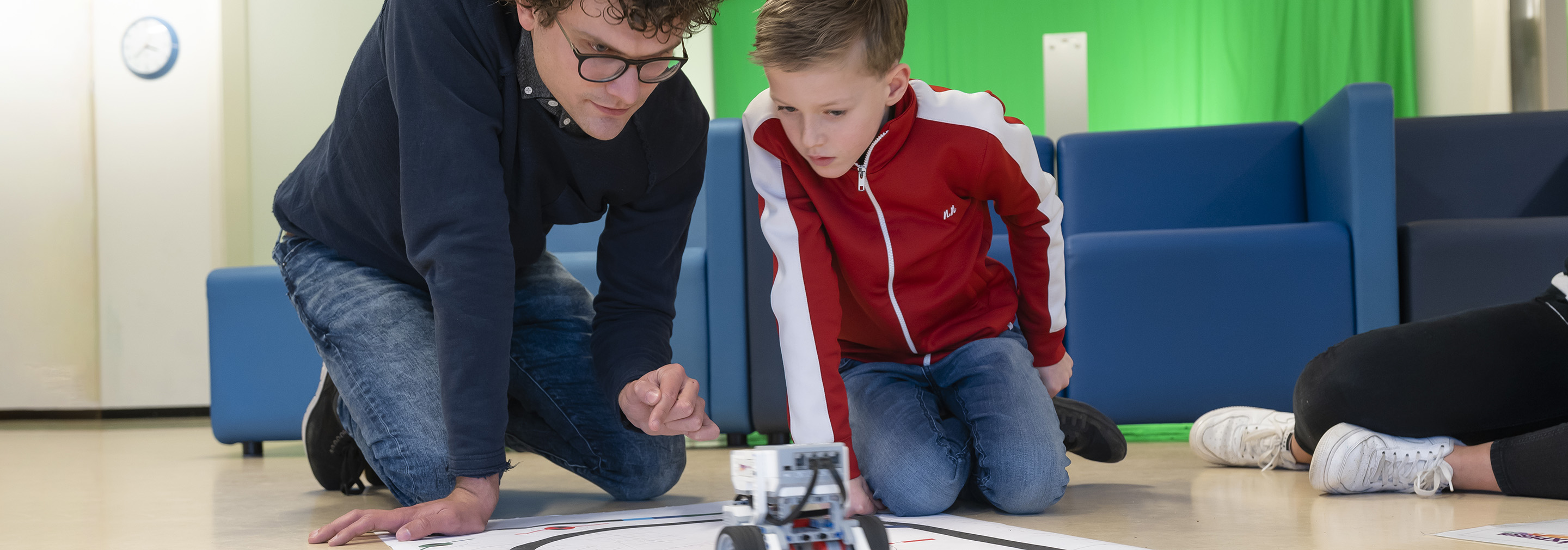 Competenties en monitor Leren en lesgeven met ict - iXperium